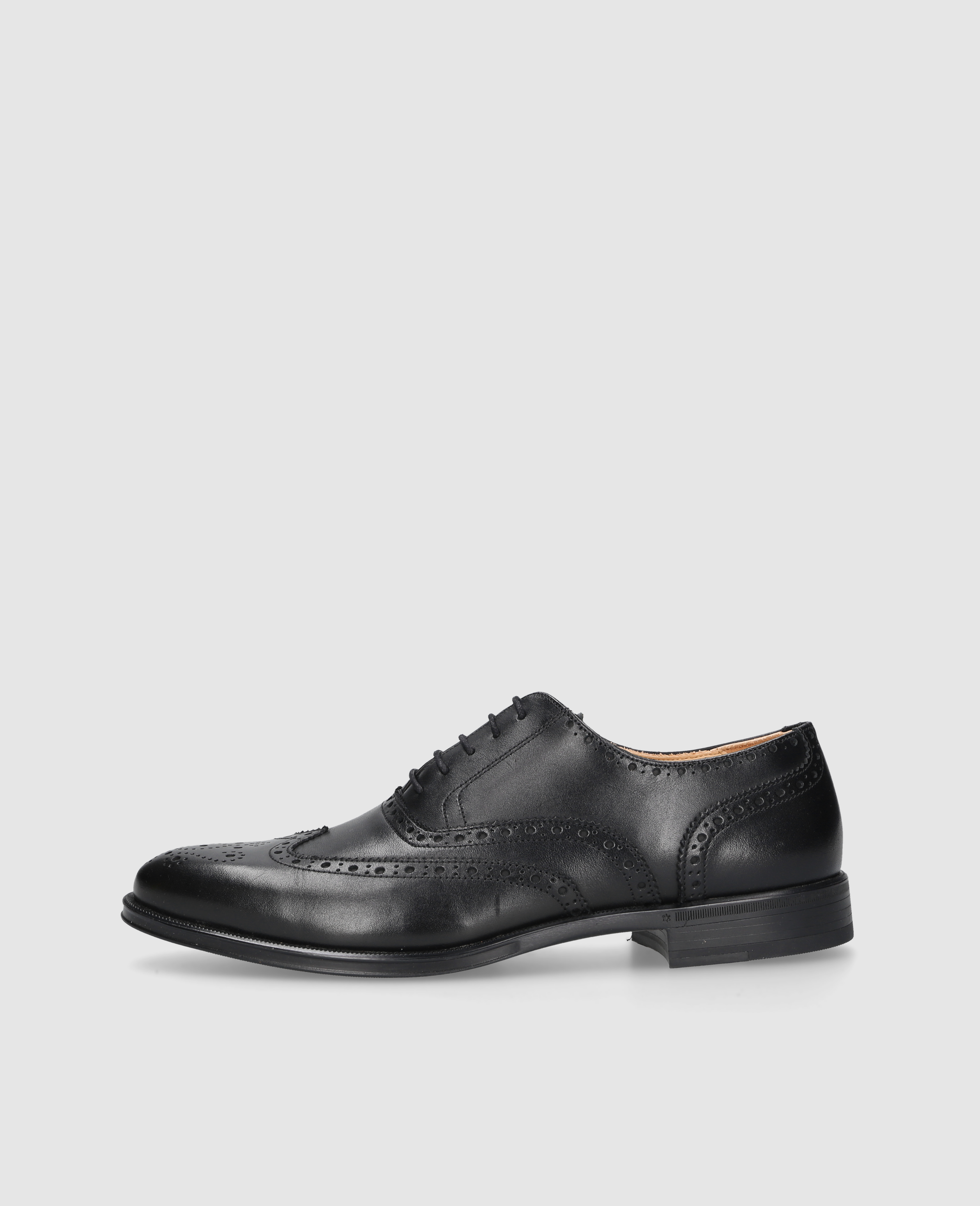 The Wes FBO in Black for Men | Shoepassion